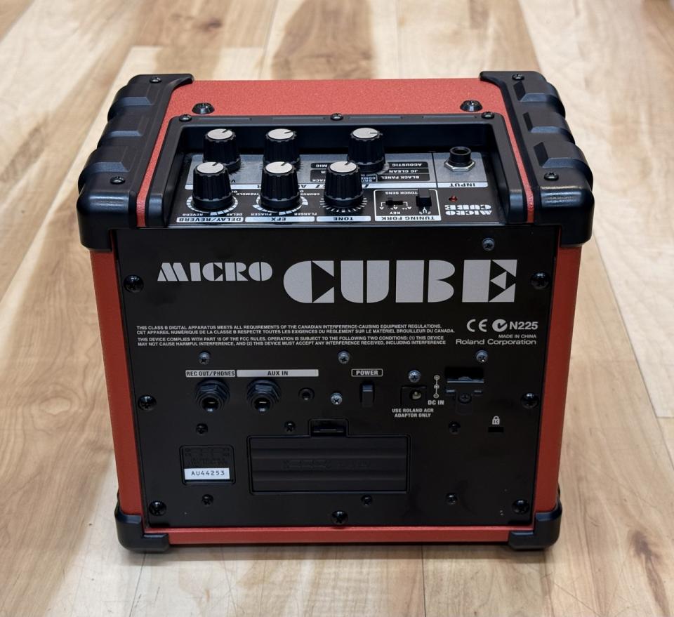 Roland MICRO CUBE 中古 1516211 Roland(ローランド)【楽器検索｜Jギター】
